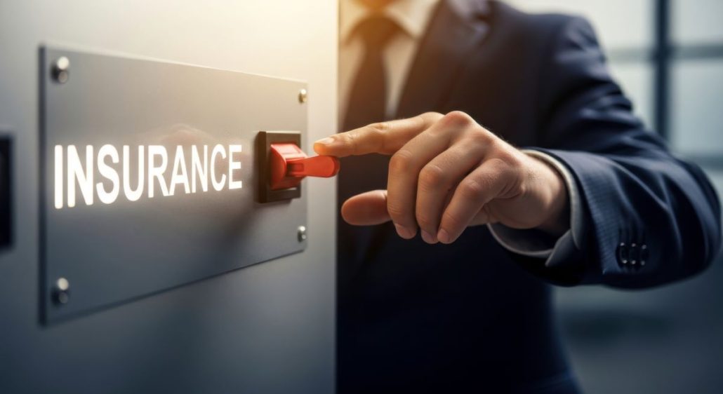 The Pros and Cons of Changing Insurance Companies: Is it Worth it ...